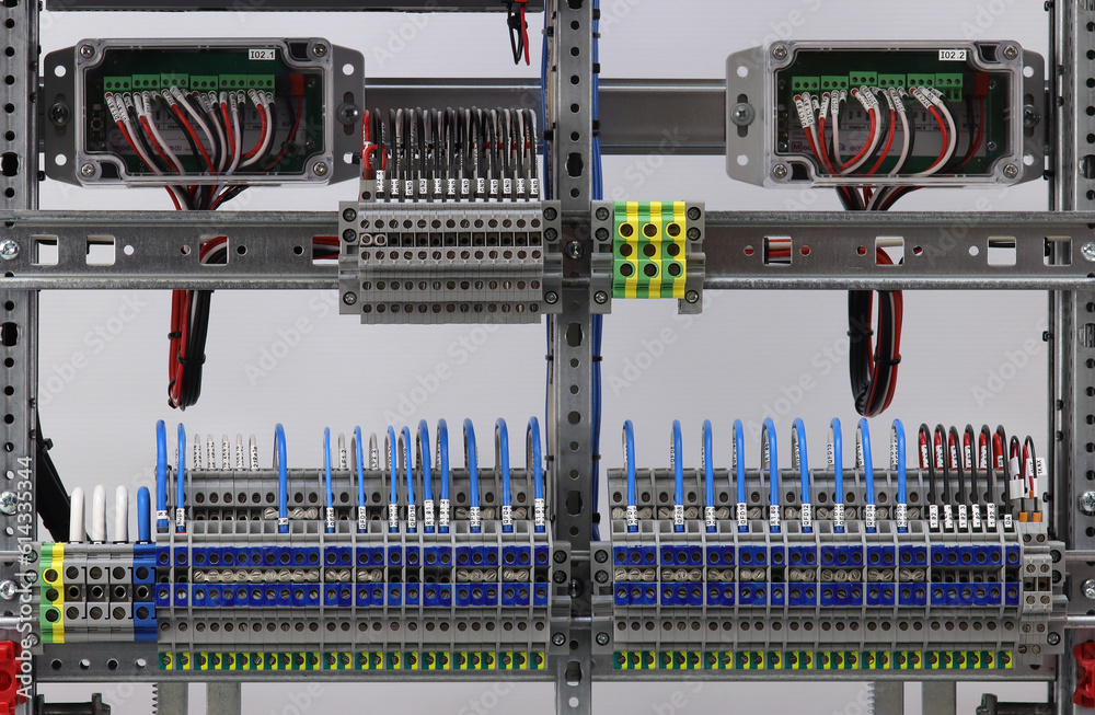 Electric switchboard with automatic current switches and automation ...