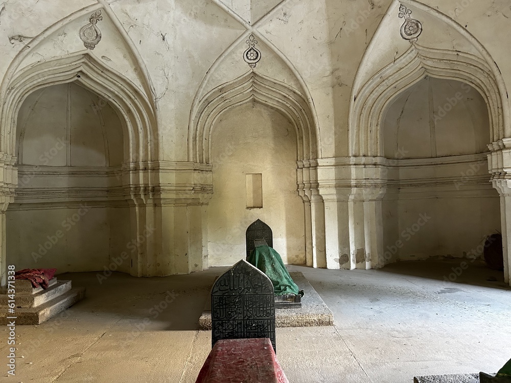 7 Tombs from Hyderabad / Qutub Shahi Tombs Hyderabad Stock Photo ...