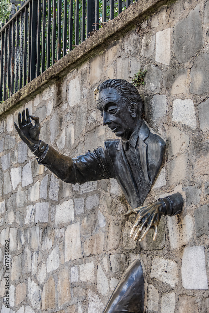 Jean Marais sculpture Man Who Walked through Walls or Walker-through ...
