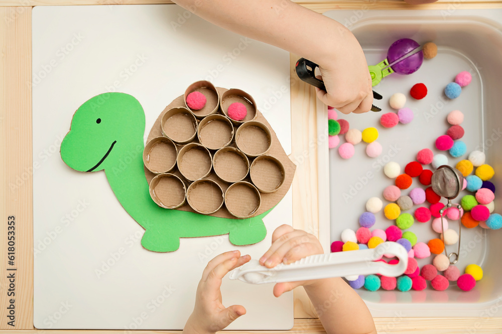 Happy turtle. Sorting game for toddlers. Fill cells with pompoms. Early ...