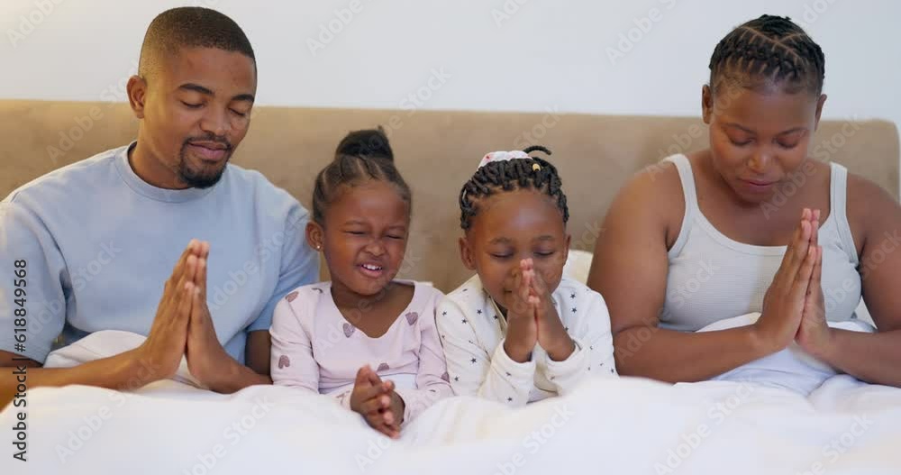 Bed, black family or parents praying with children to worship God ...