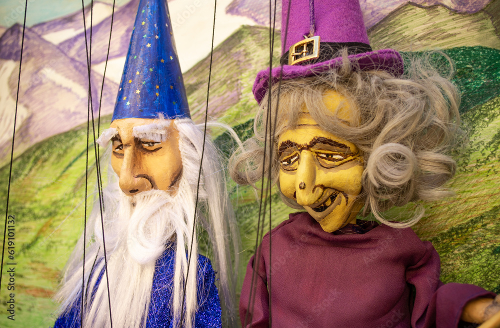 Foto de Precious Marionettes of a Wise Wizard with a White Beard and an ...