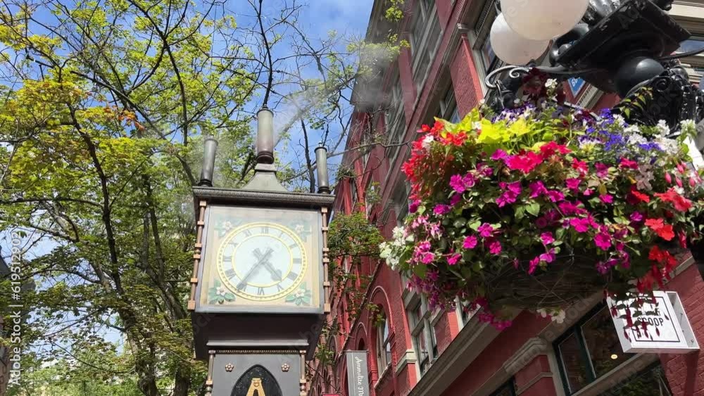 summer flowers clock tourist places in Downtown places must-see ...