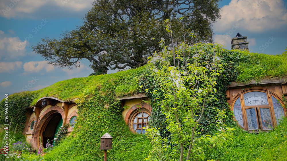 MATAMATA- NEW ZEALAND -NOVEMBER -2- 2022: Hobbiton - movie set created ...