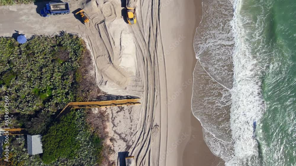 Video „straight overhead aerial shot of excavation work happening on ...