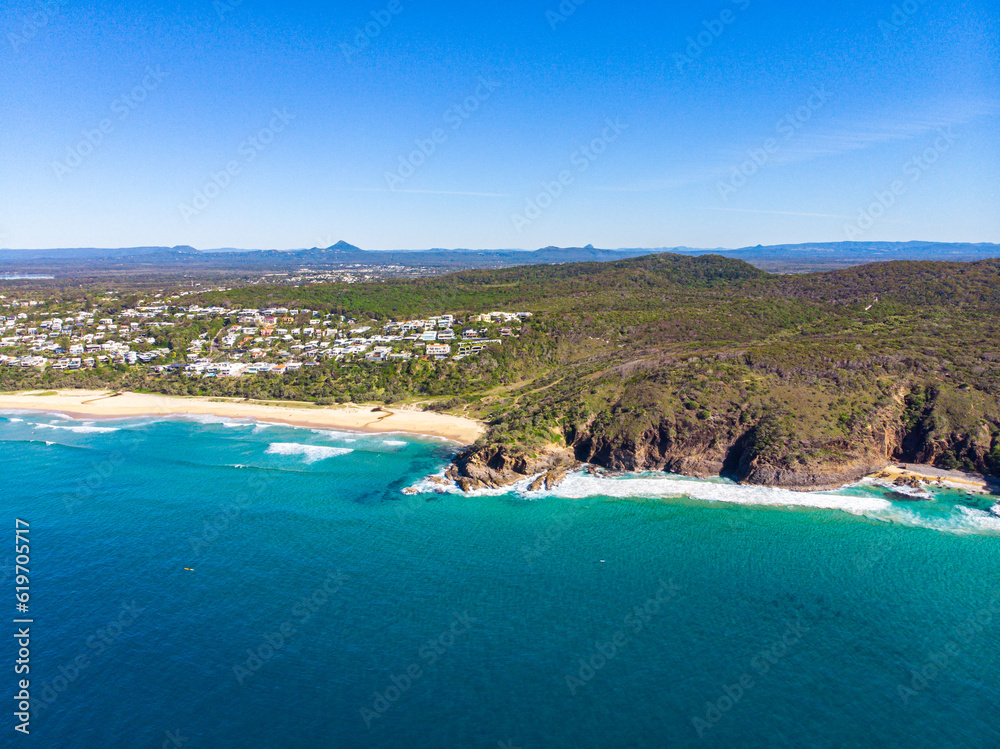 Foto de aerial panorama of beautiful coast of noosa national park ...