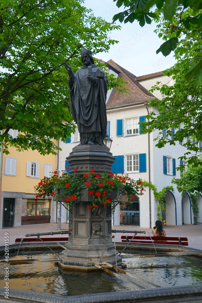 Brunnen mit Statue in Radolfzell Stock Photo | Adobe Stock