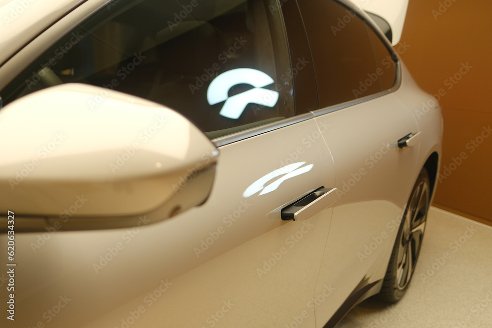 part electric car NIO model ET7, front door handle all-electric premium ...