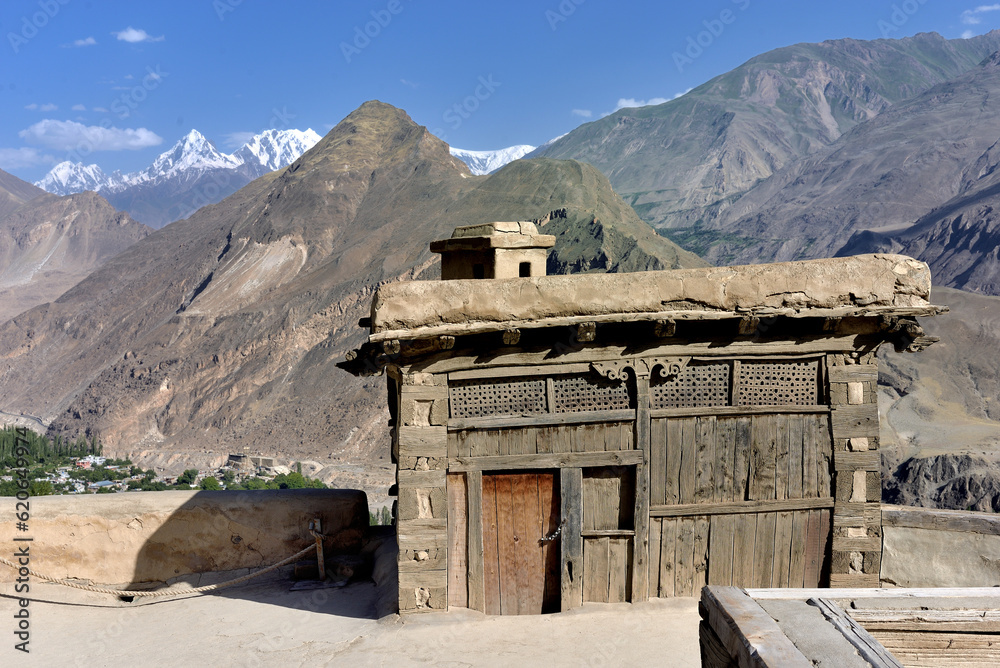 BALTIT FORT IN THE HUNZA VALLEY IN THE GILGIT BALTISTAN REGION IN ...