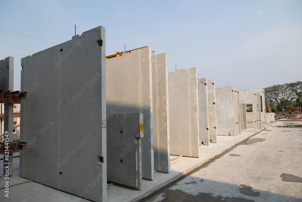 Prefabricated concrete walls for building office buildings and residential houses. Precast ...