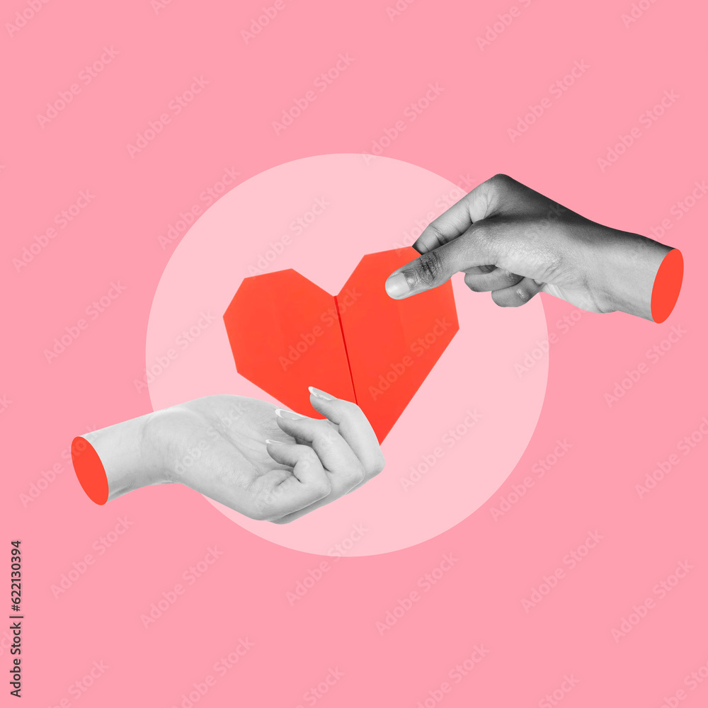 Foto de amor en una pareja, mano con corazón, manos de una pareja ...