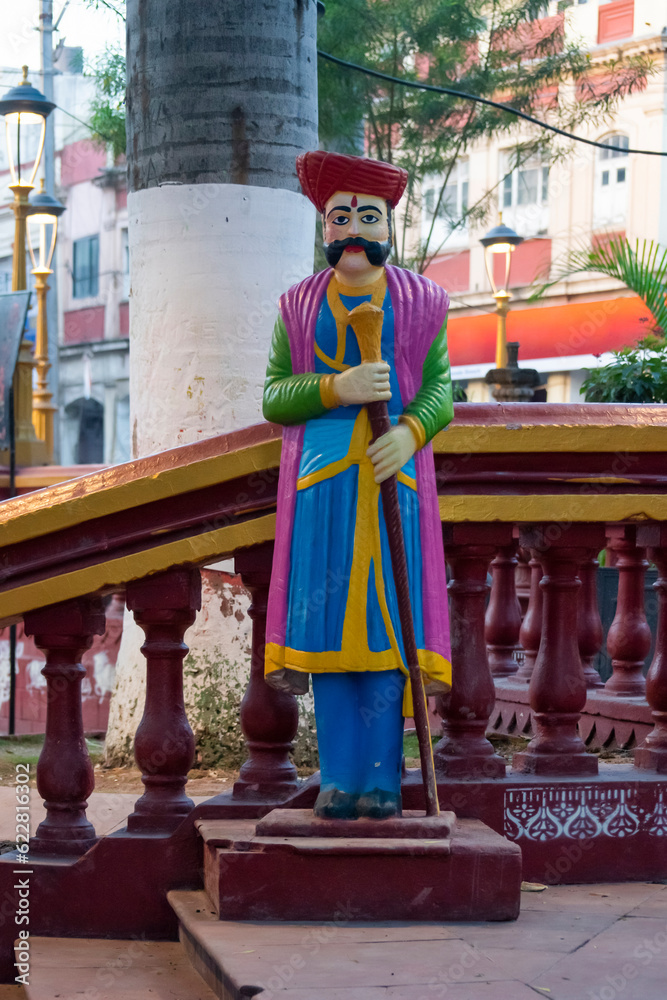 Entrance welcome sculptures Darbaan of Rajwada, Indore, Madhya Pradesh ...