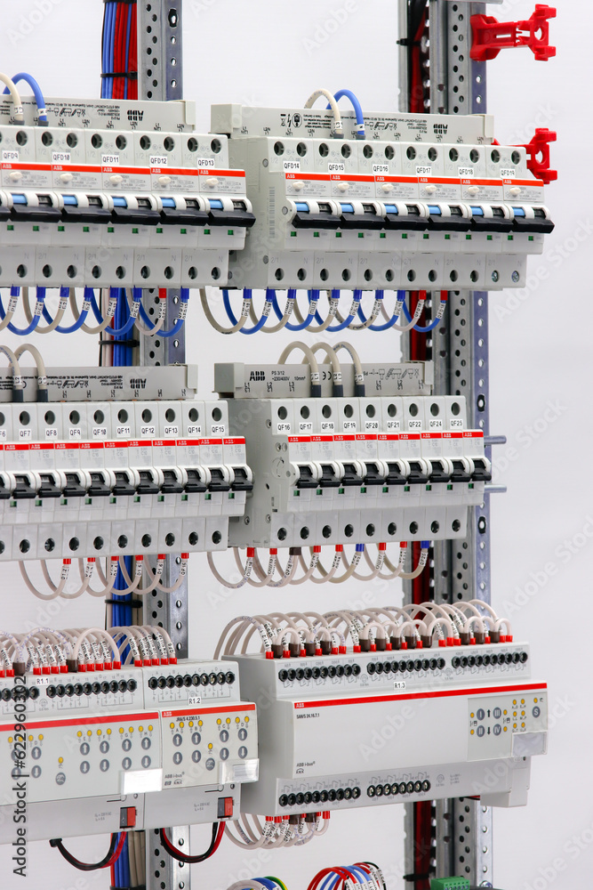 Foto de Electric automation switchboard for managing groups of loads in ...