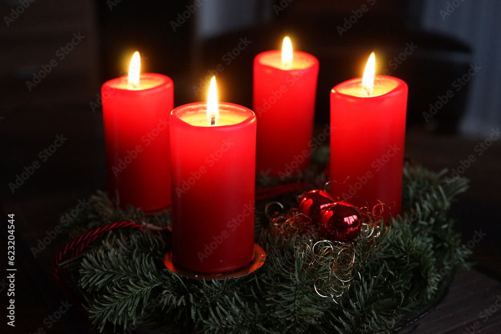 Weihnachten 4. Advent Adventskranz mit Kerzen Stock Photo | Adobe Stock