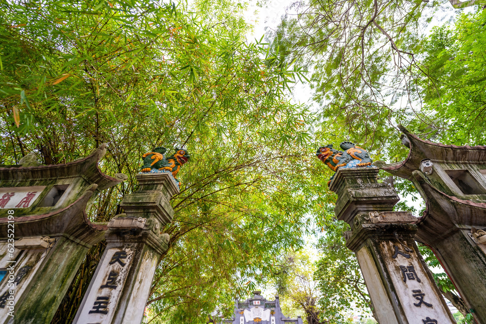 Entrance gate to the sacred Buddhist Ngoc Son Temple in Hoan Kiem Lake ...