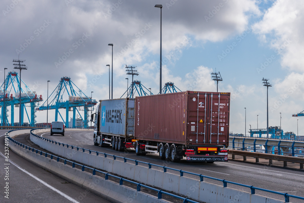Duo-trailer truck with maritime containers from the companies Maersk ...
