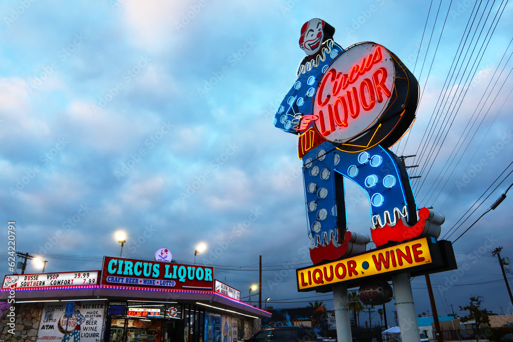 North Hollywood, California: Circus Liquor Store on Vineland Avenue ...