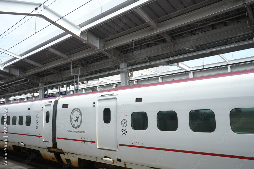 JR Kyushu, Shinkansen 800, Bullet Train, Tsubame in Japan - 日本 JR九州 九州 ...