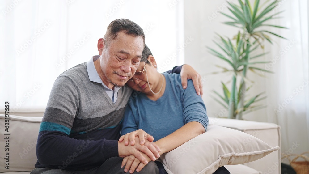Asian elderly old couple embracing bonding comforting and express ...