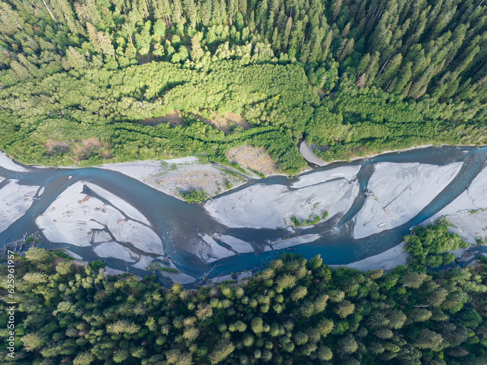 Photo & Art Print Located on the Olympic Peninsula, the beautiful Hoh ...