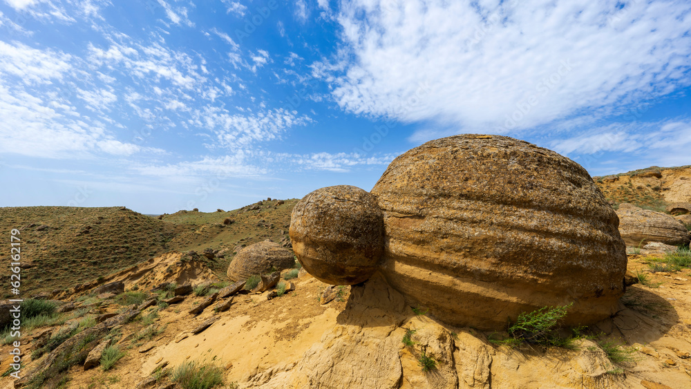 Foto de Torysh in Western Karatau, Kazakhstan. Also called the valley ...