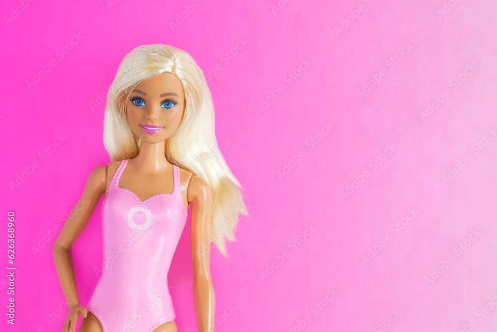 A beautiful stylish plastic barbie doll Barbie body part, Toy for ...