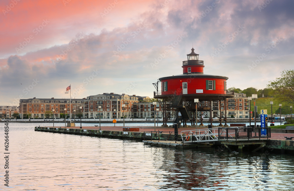 Seven Foot Knoll Lighthouse in Baltimore’s Inner Harbor at sunset ...