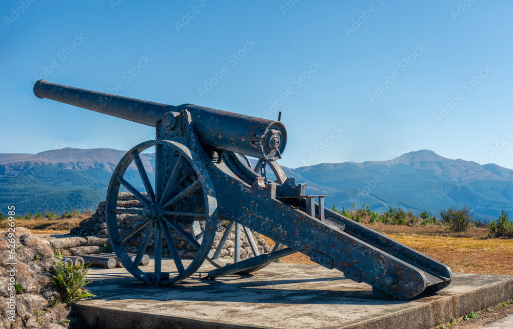 Long Tom Monument,a French field gun commemorating the last use of the ...