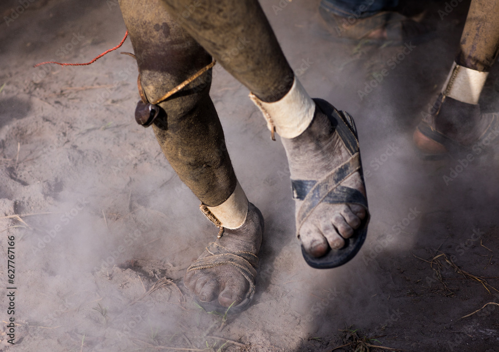 Bodi tribe fat men dancing in the dust during Kael ceremony, Omo valley ...
