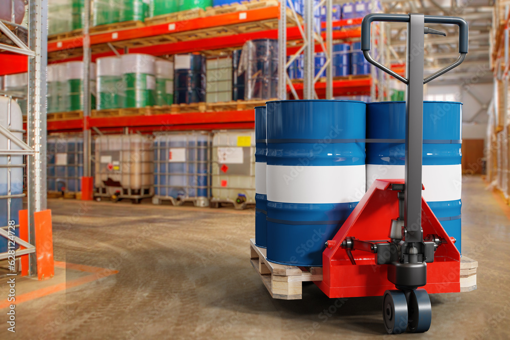 Foto de Pallet jack with barrels. Goods storage area. Pallet jack ...