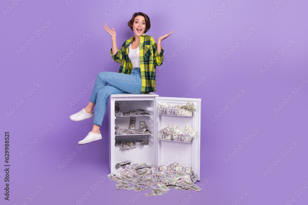 Full size photo of young funny business lady shrug shoulders surprised ...