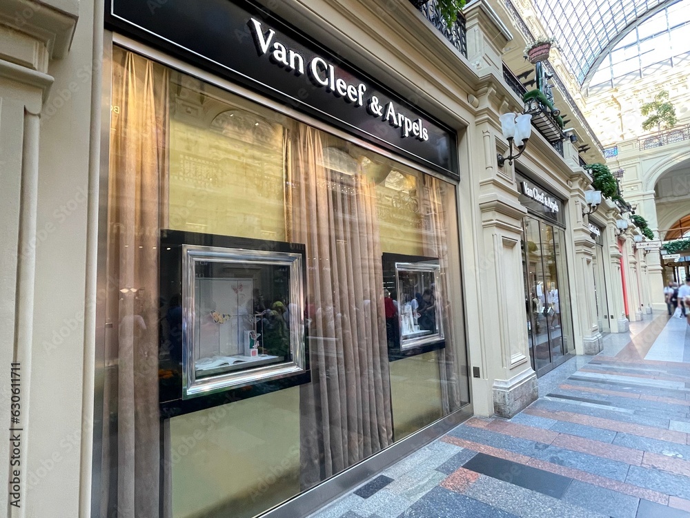 Boutique Van Cleef & Arpels Jewelry company. Shopwindow in shopping ...