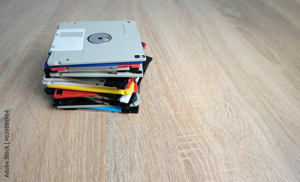 vintage retro electronic data storage devices, from the 80s, 90s flash ...