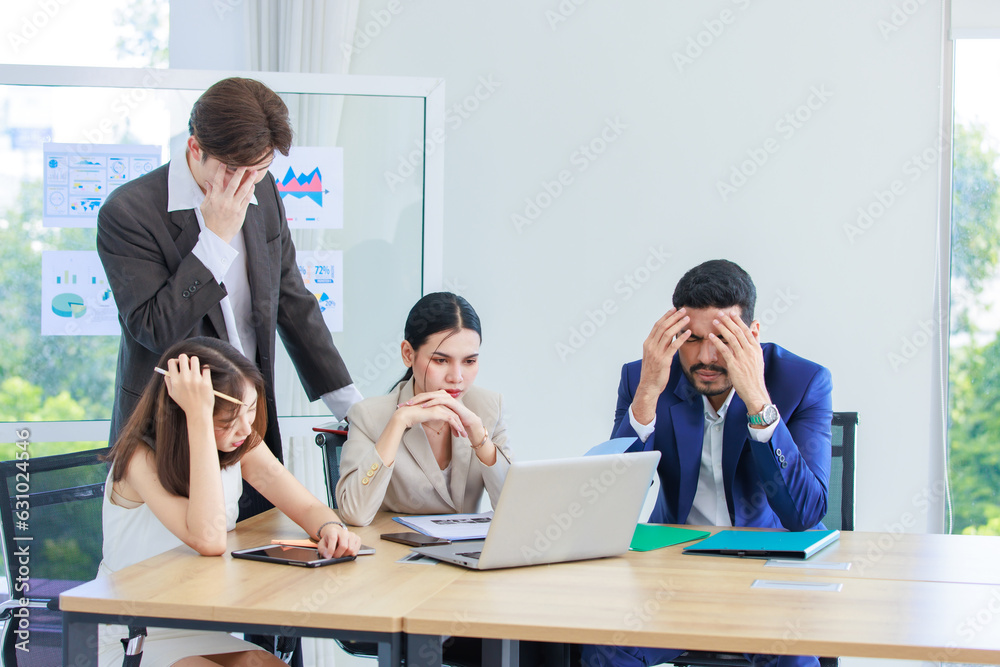 Asian professional successful male businessmen and businesswomen ...