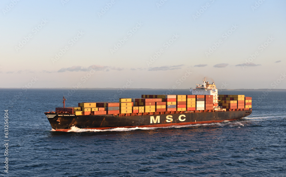 Containerschiff MSC England in der Ostsee Stock Photo | Adobe Stock