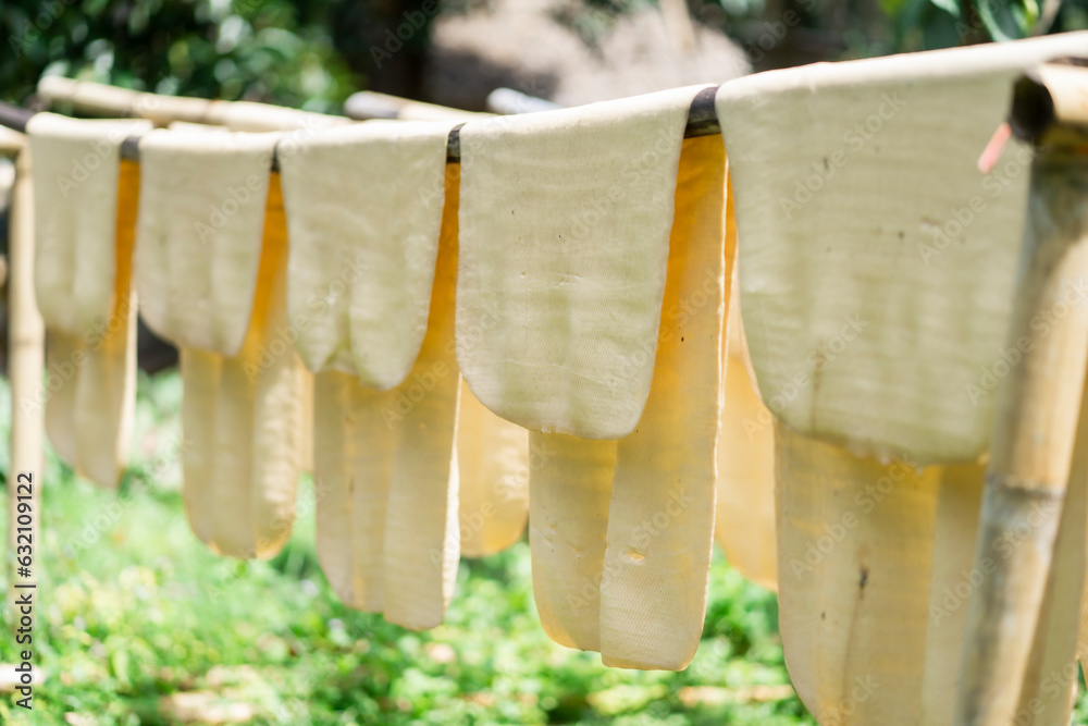 Rubber sheets dry The raw rubber latex is made of acid, which makes it ...