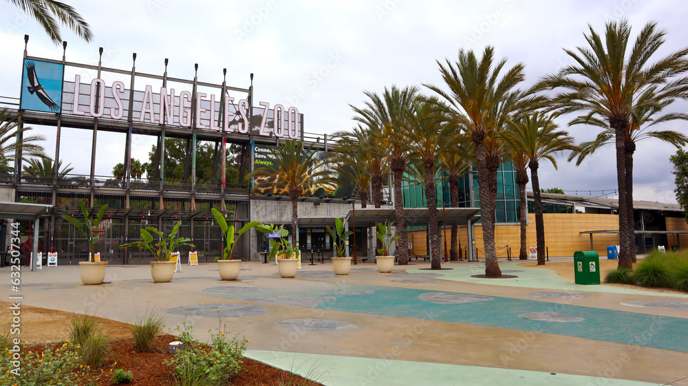 Los Angeles, California: The Los Angeles Zoo and Botanical Gardens at ...