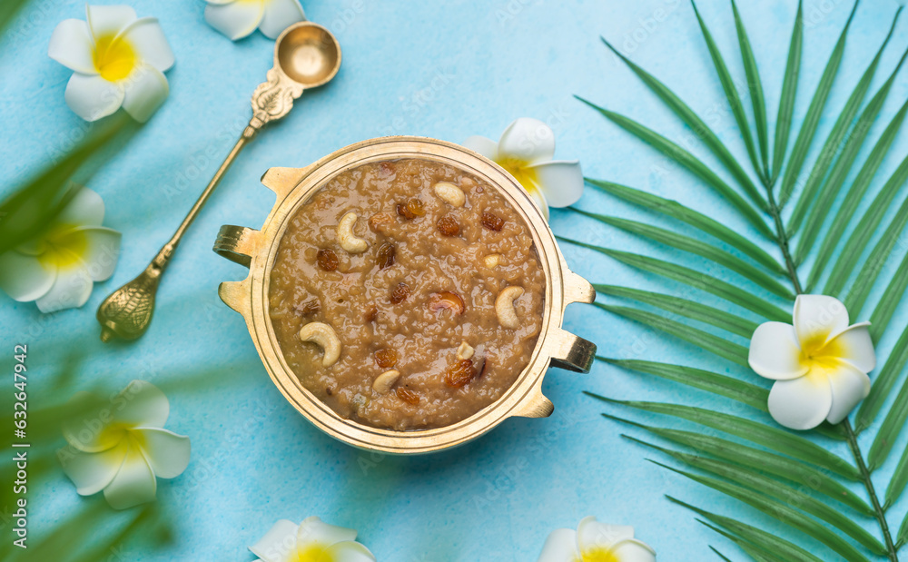 Onam Sadhya payasam background, Beautiful Sharkara Payasam served in ...