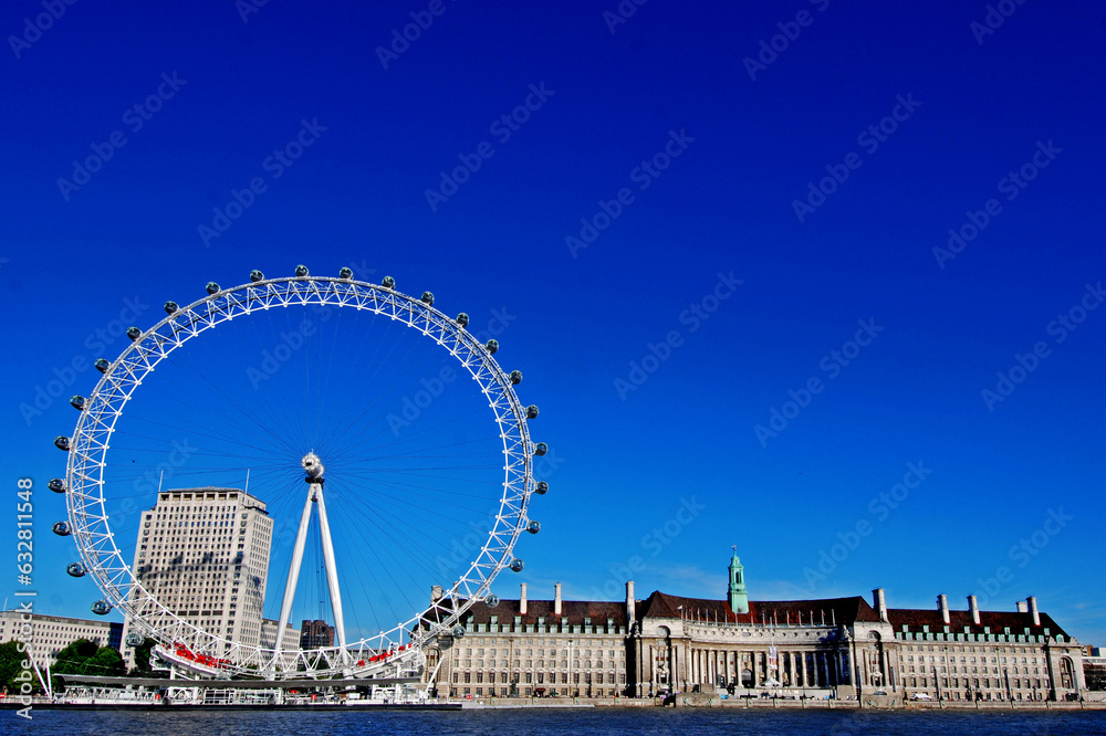Roda gigante London Eye em Londres. Inglaterra. Stock Photo | Adobe Stock