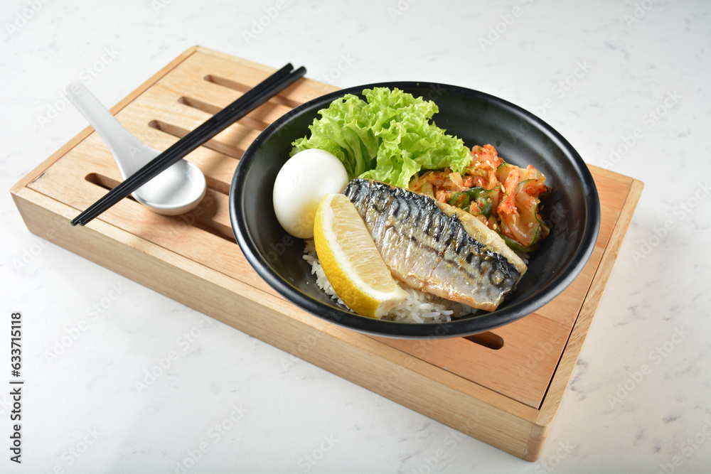 bbq grill Korean Saba fresh fish seafood with lemon, boiled egg, kimchi ...