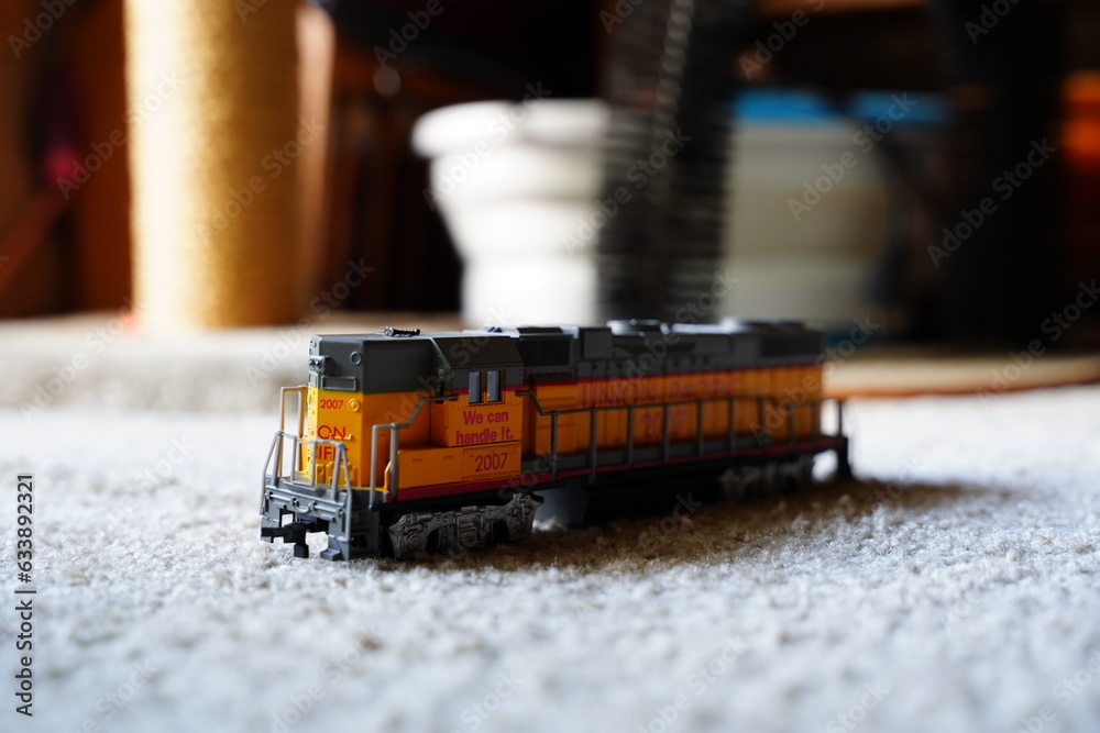 Powered Locomotive Life-Like HO Scale Union Pacific Diesel Locomotive ...