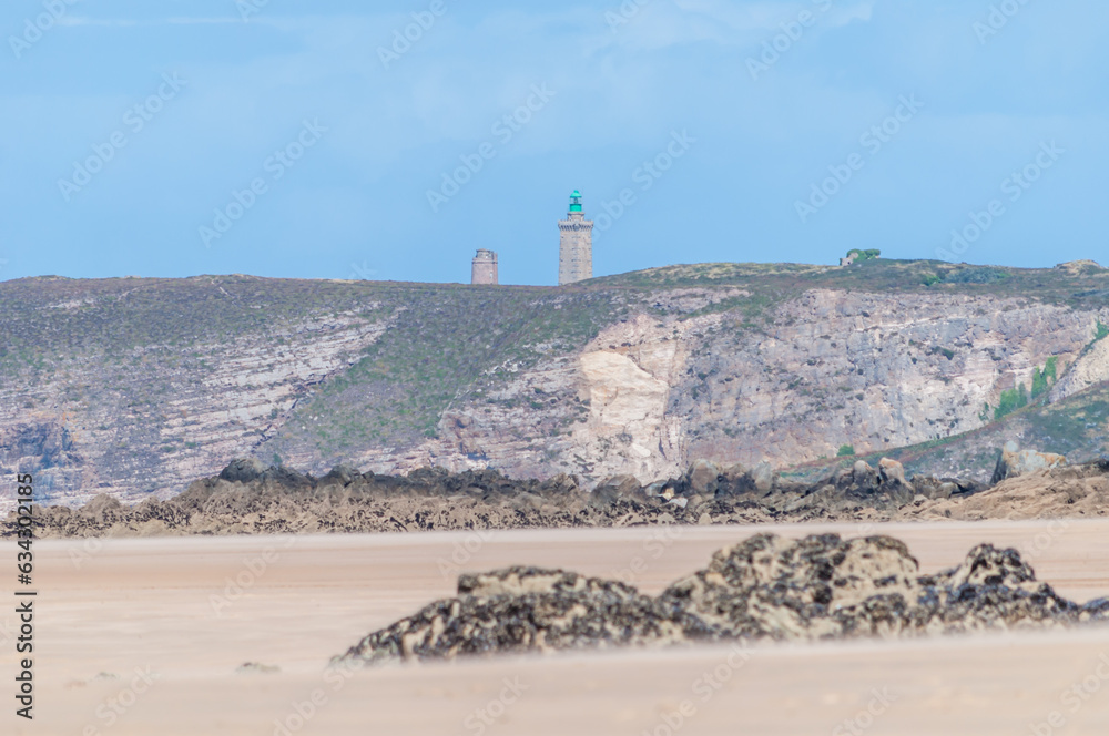 Pléhérel plage, anse du croc au cap Fréhel dans les côtes d'Armor en ...