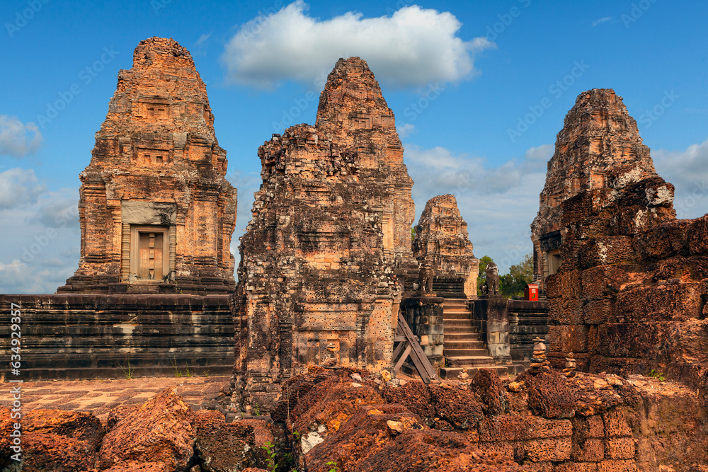 Ancient Khmer architecture. Angkor Wat complex, Siem Reap, Cambodia ...