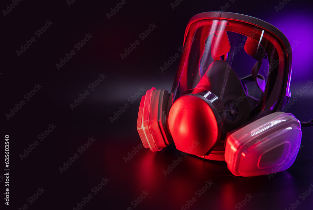 Full face gas mask respirator for personal protection of eyes and ...