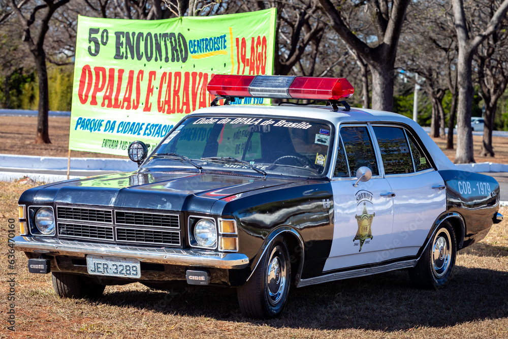 Brasilia,DF,Brazil, August 18, 2023: Typical police car, Opala year ...