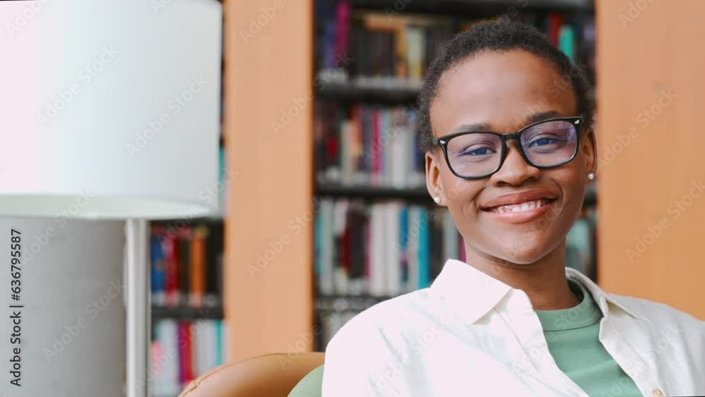 Happy cute African teen girl, smiling short-haired cute Black ethnic ...