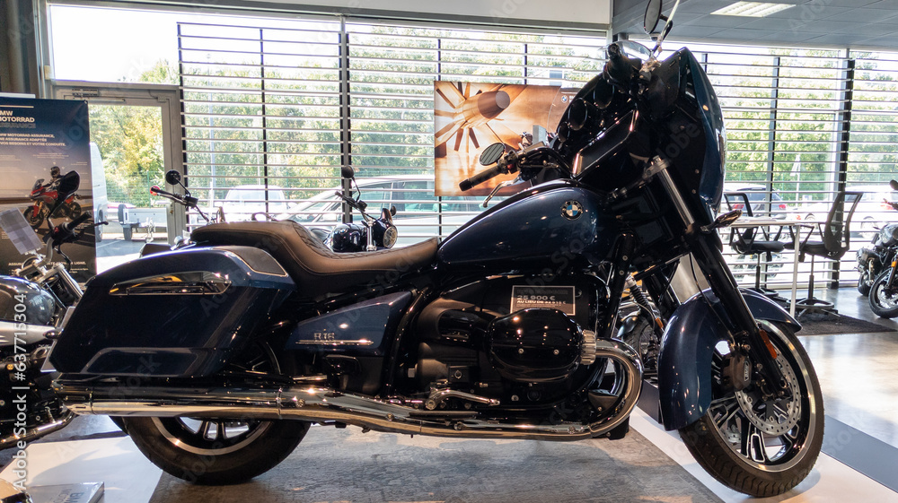 bmw motorrad r18 motorbike 1800 cruiser motorcycle modern custom bike ...