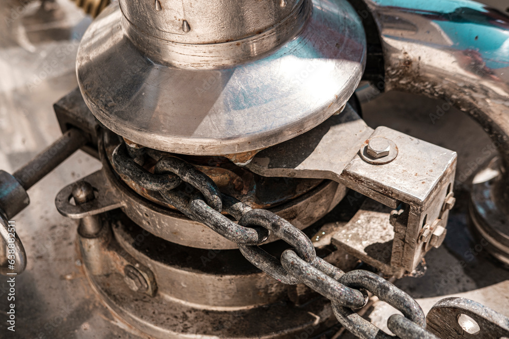 marine vessel vertical anchor windlass hydraulically operated with ...