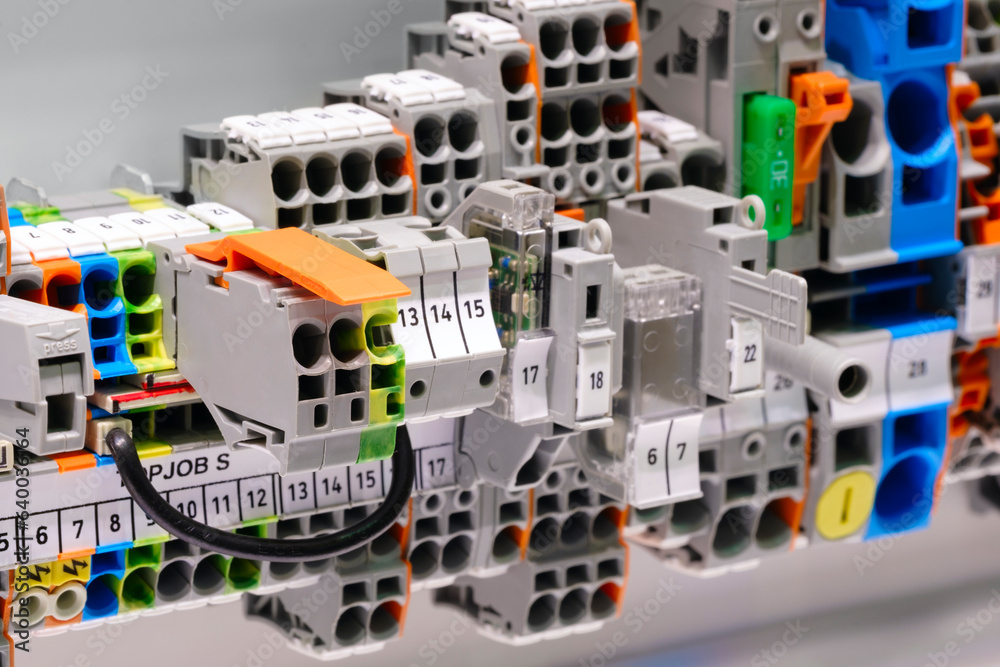 Box for Color wires of distribution of an electricity, PLC Control ...
