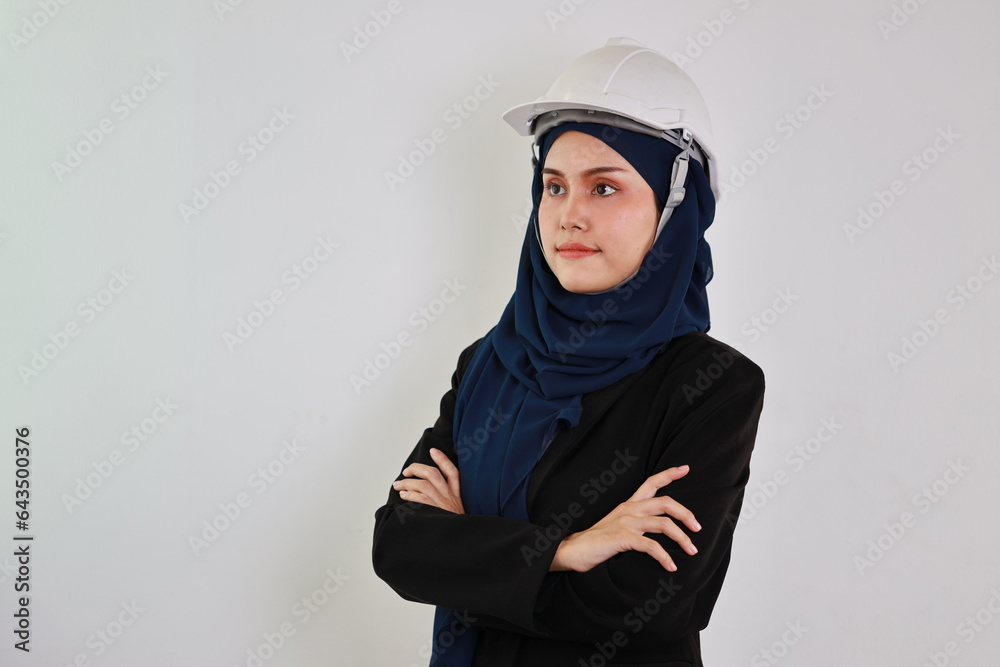 Bueautiful engineer young asian woman wearing blue muslim suit smiling ... Bueautiful engineer young asian woman wearing blue muslim suit smiling ...
